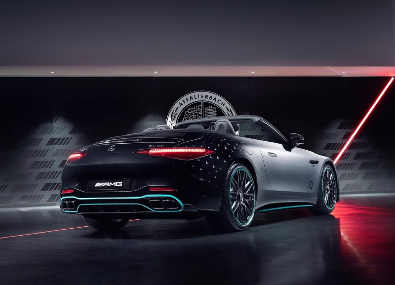 StriveME - مرسيدس ايه ام جي تطلق SL63 مستوحاة من عالم فورمولا 1